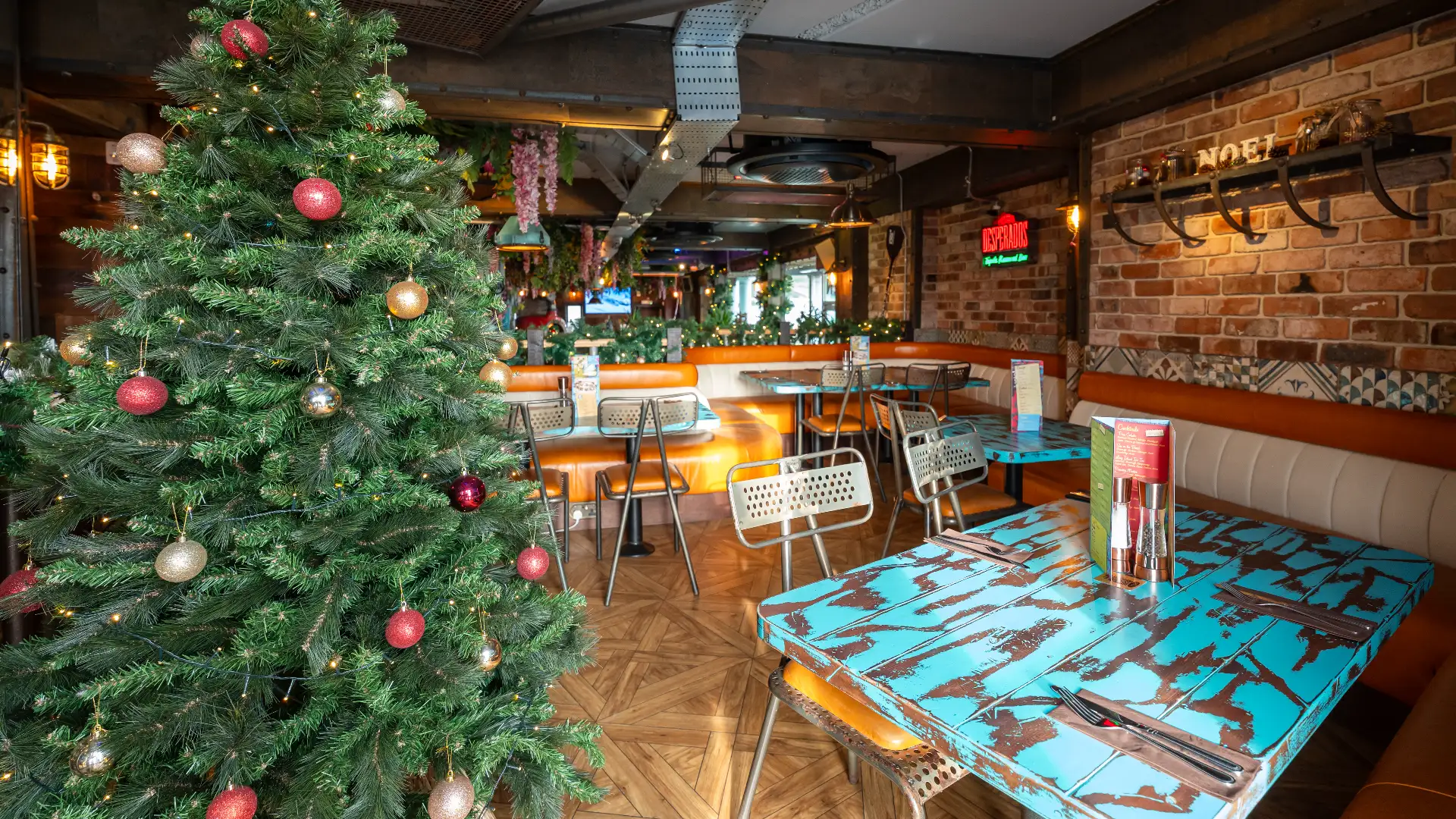 Christmas Party-Time Bournemouth | Hot Rocks Festive Fun